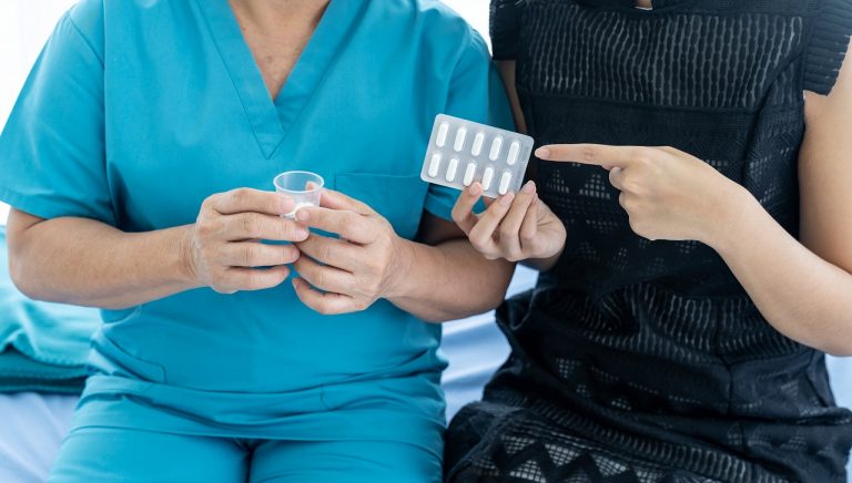 What Does Home Care Assistance Entail? | Paramedics World